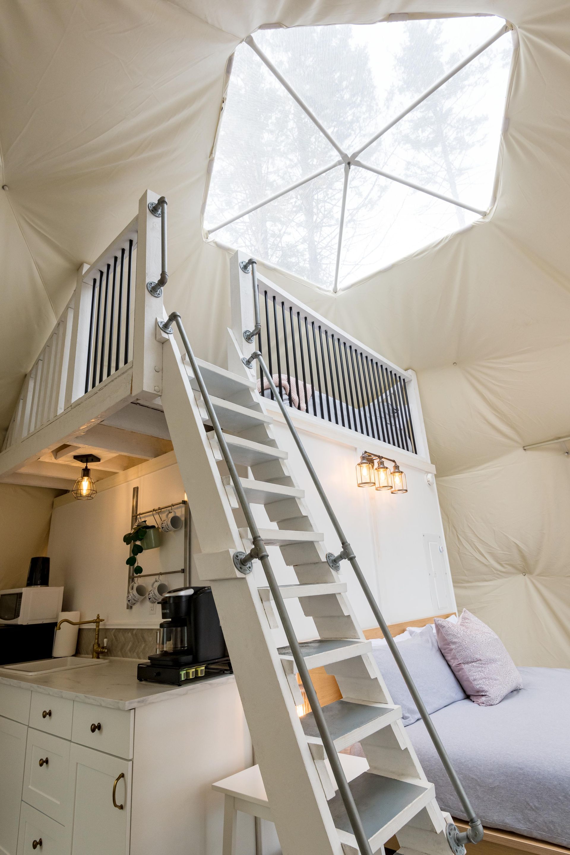 The Driftwood Geodesic Glamping Dome - Sissiboo River Retreat