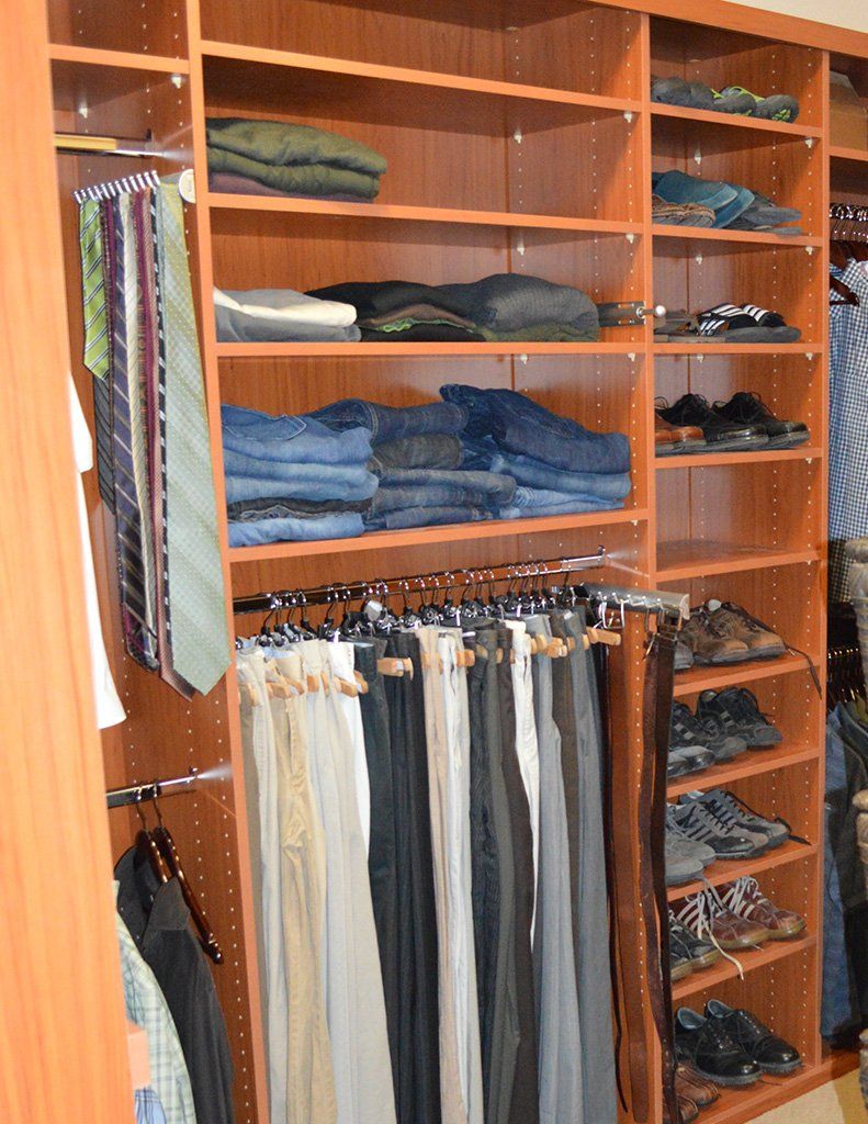 Custom Walk-In Closet Systems, Design & Installation
