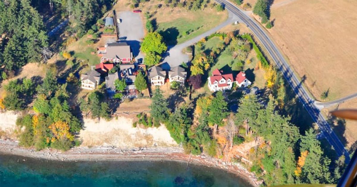 Dining - Inn at Ship Bay Orcas Island B&B