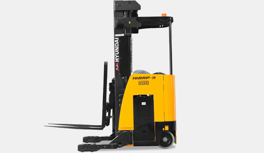 The Difference Between A Reach Truck And A Forklift