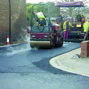Asphalt and macadam surfacing for your driveway in Norwich