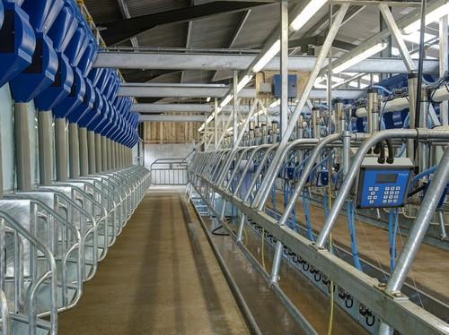 Milking Parlors | JBZ Dairy Advantage | Rotary Parlors, Herringbone ...