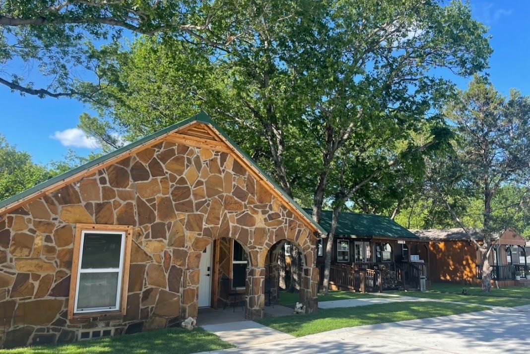 Welcome to Lake Dallas RV Park