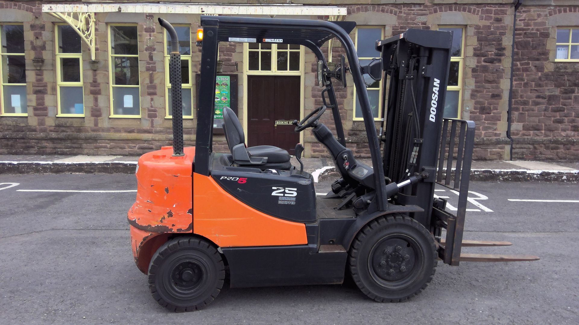 Doosan D25s-5 Diesel forklift