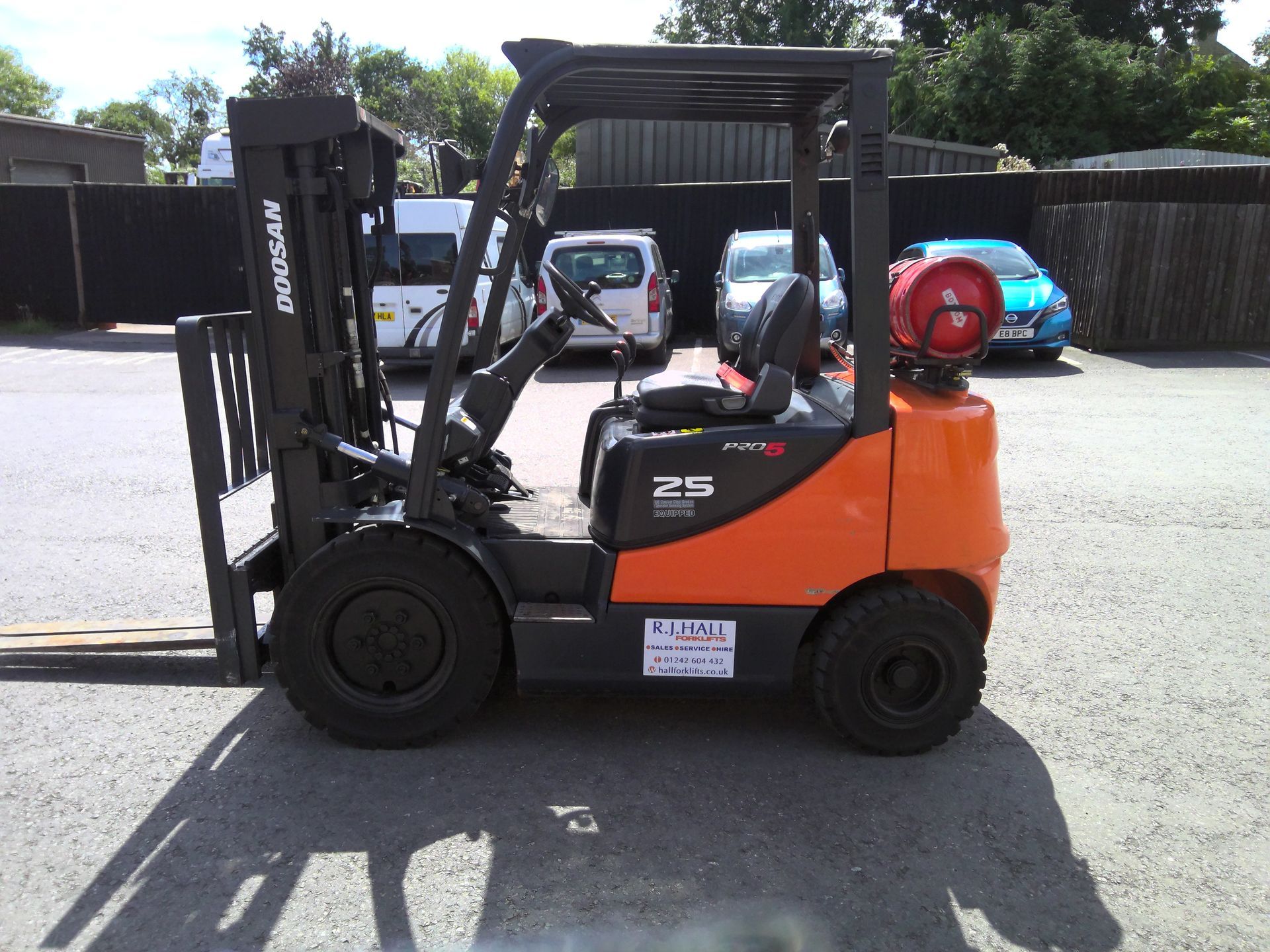 Doosan G25E-5 Gas Forklift