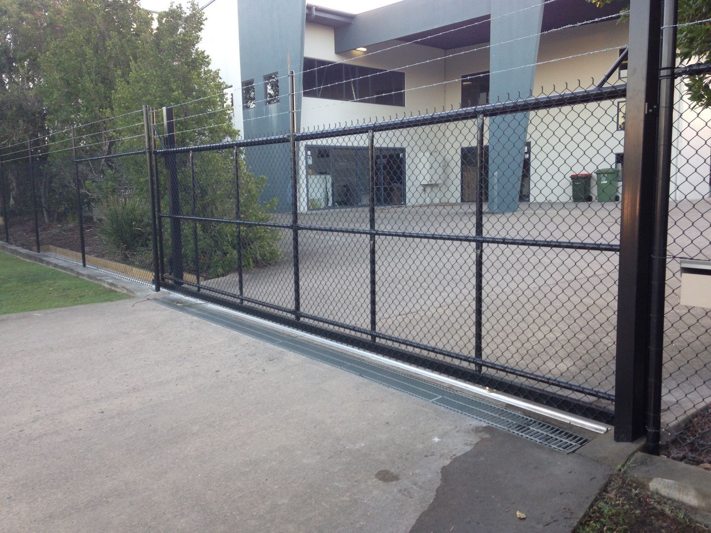 Sliding Gates | Oceans Fencing