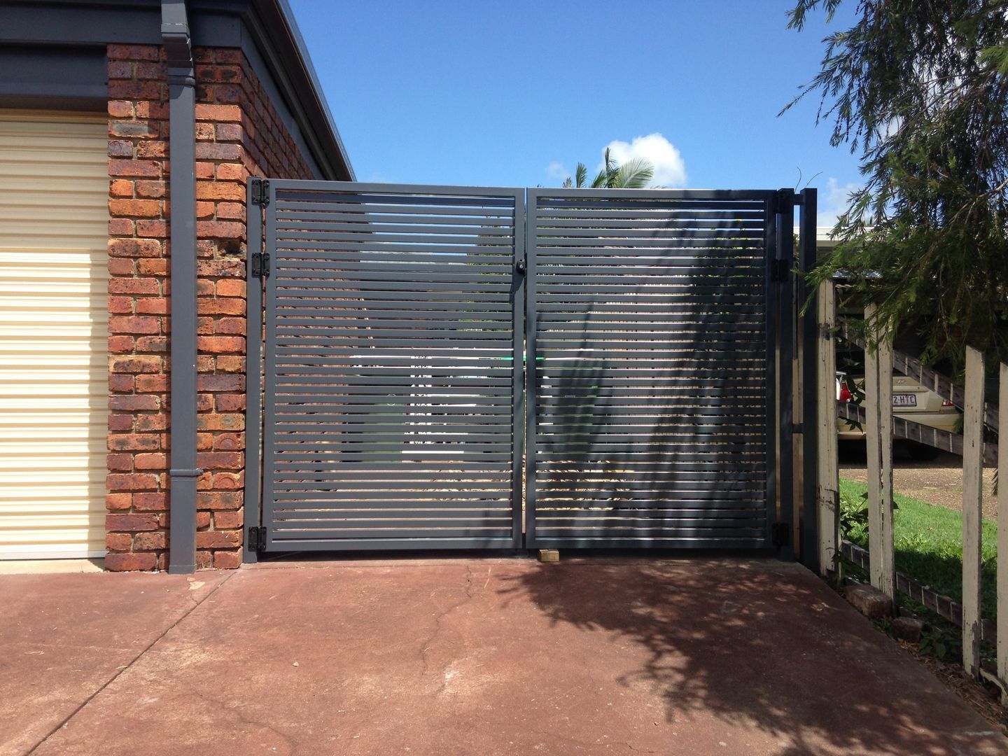 Aluminium Slat Panels and Gates | Oceans Fencing