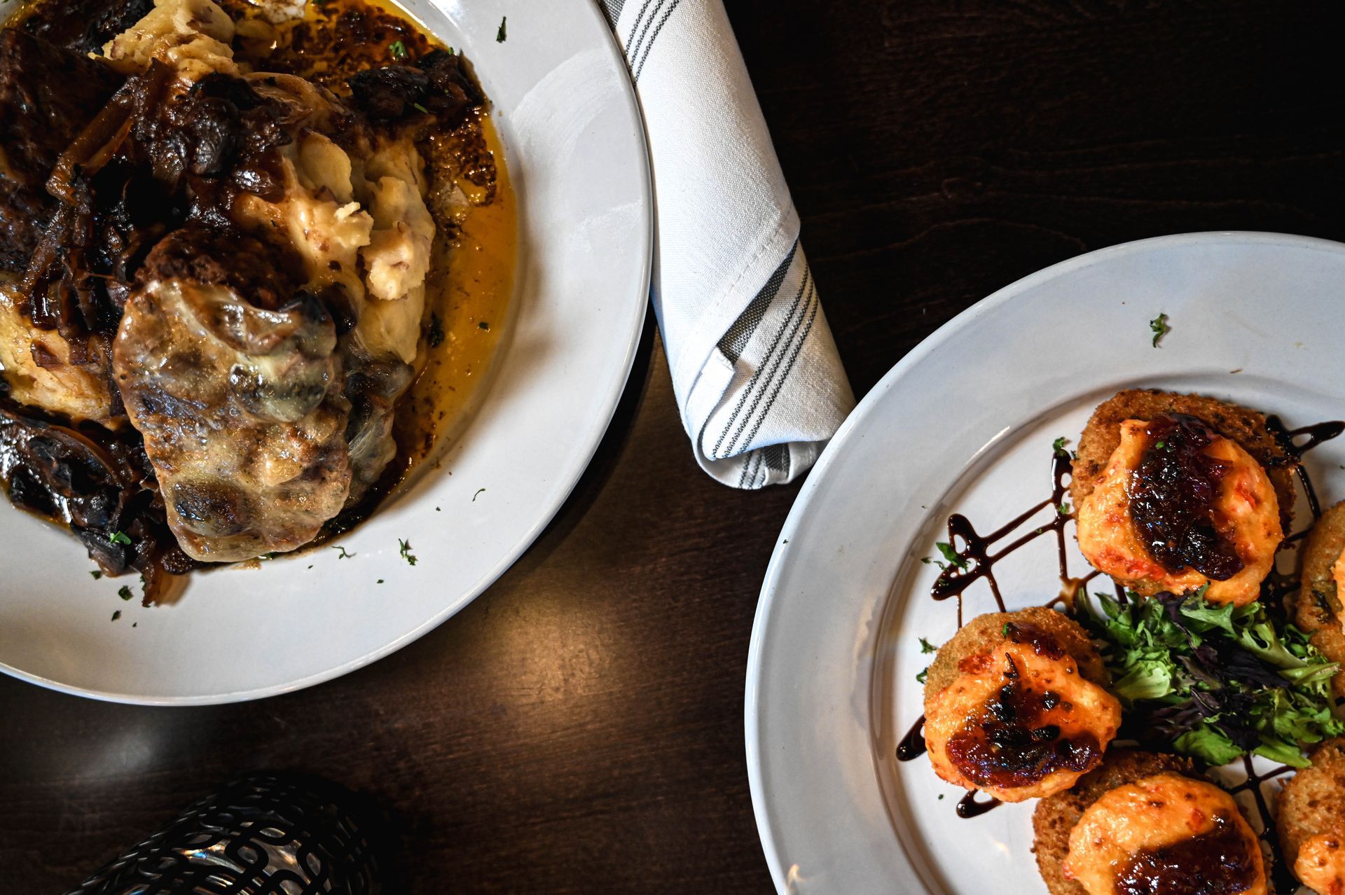 Restaurant & Bar | Nolin's Bar & Grill | Jackson Tennessee