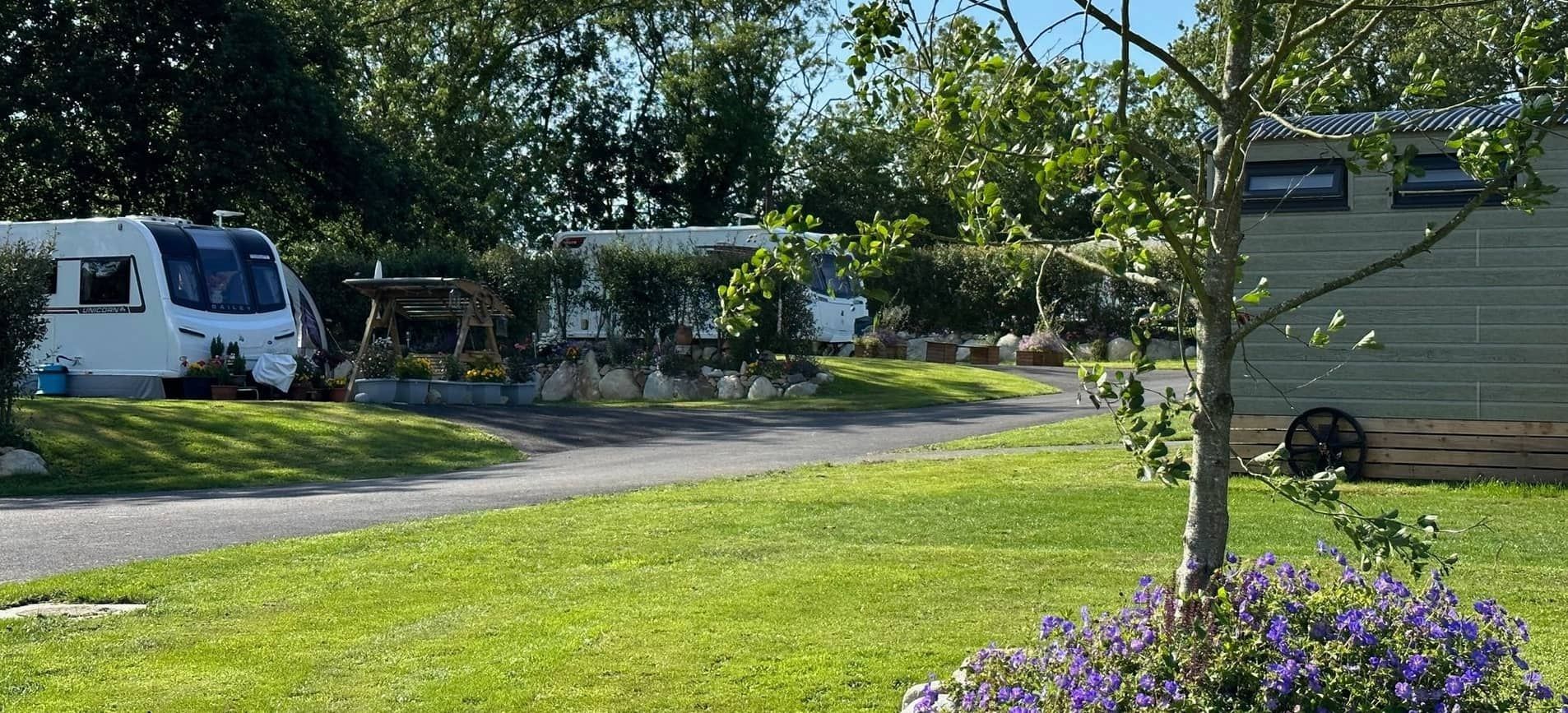 Seasonal Caravan Pitches | Touring Caravans Site | Snowdonia, North ...