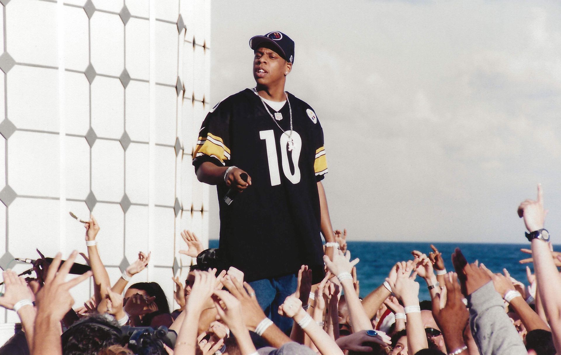 Iconic Photographer Shares Rare Shots of Hip Hop Stars in Miami