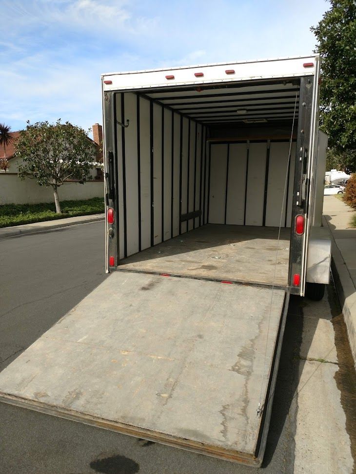 14x7x6.5 ENC Ramp 36 RV Door | Lake Forest, CA | Speedy Trailers