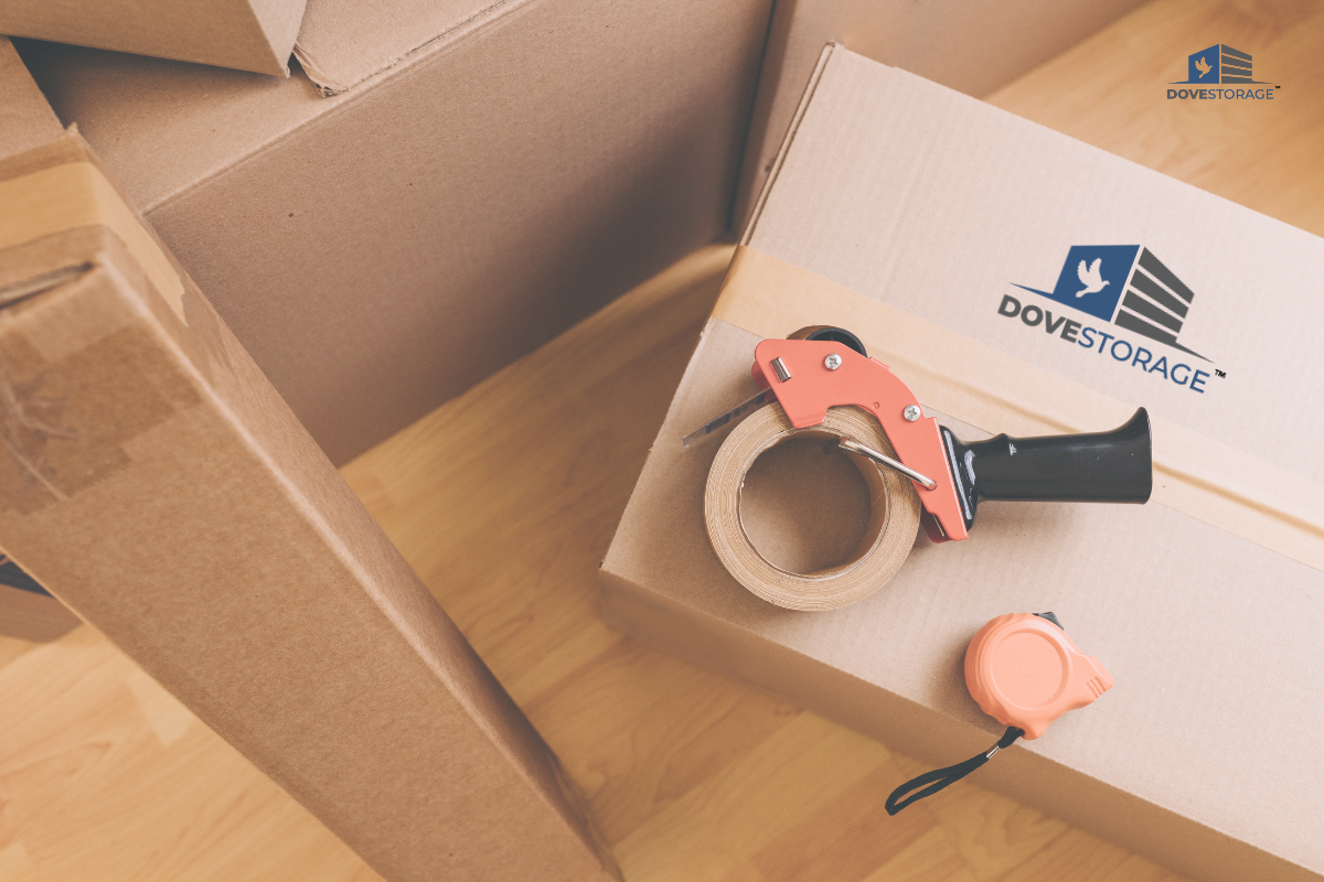 Using Proper Packing Materials to Maximize Space for a Storage Unit