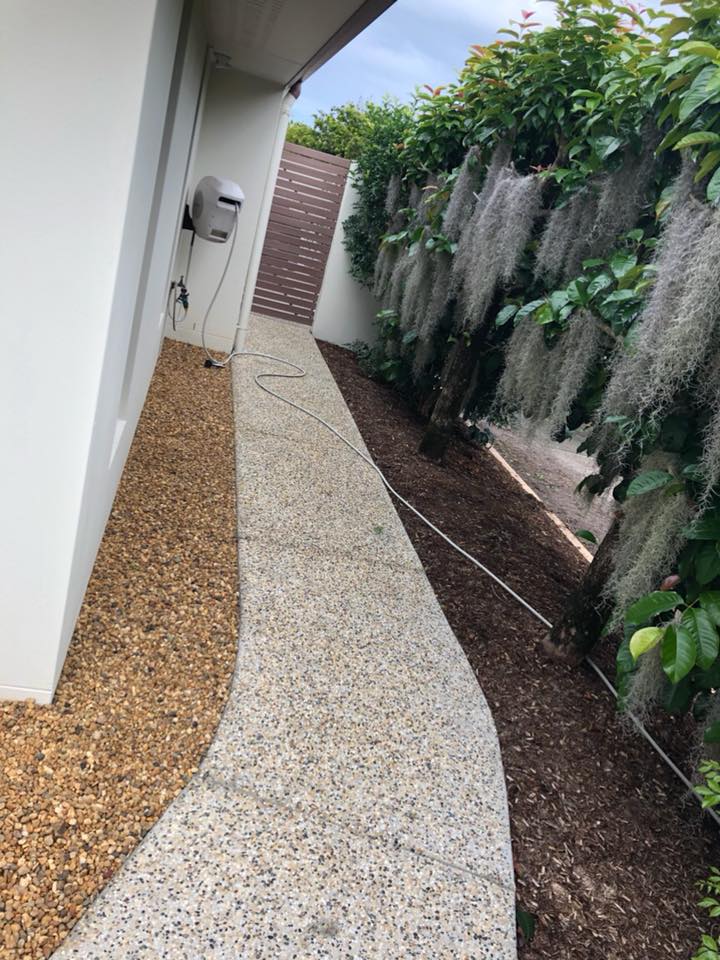 Exposed Aggregate Concrete on the Sunshine Coast | Livingstone Concrete