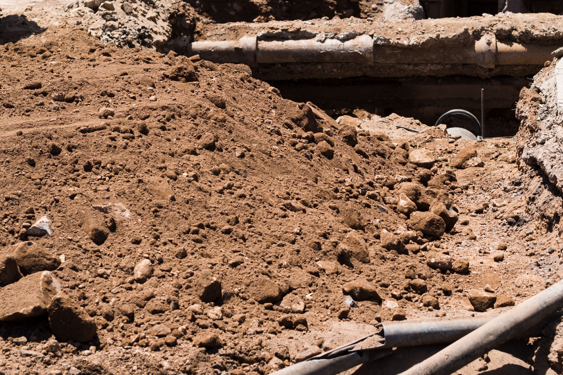 Check for these red flags that indicate a broken sewer line