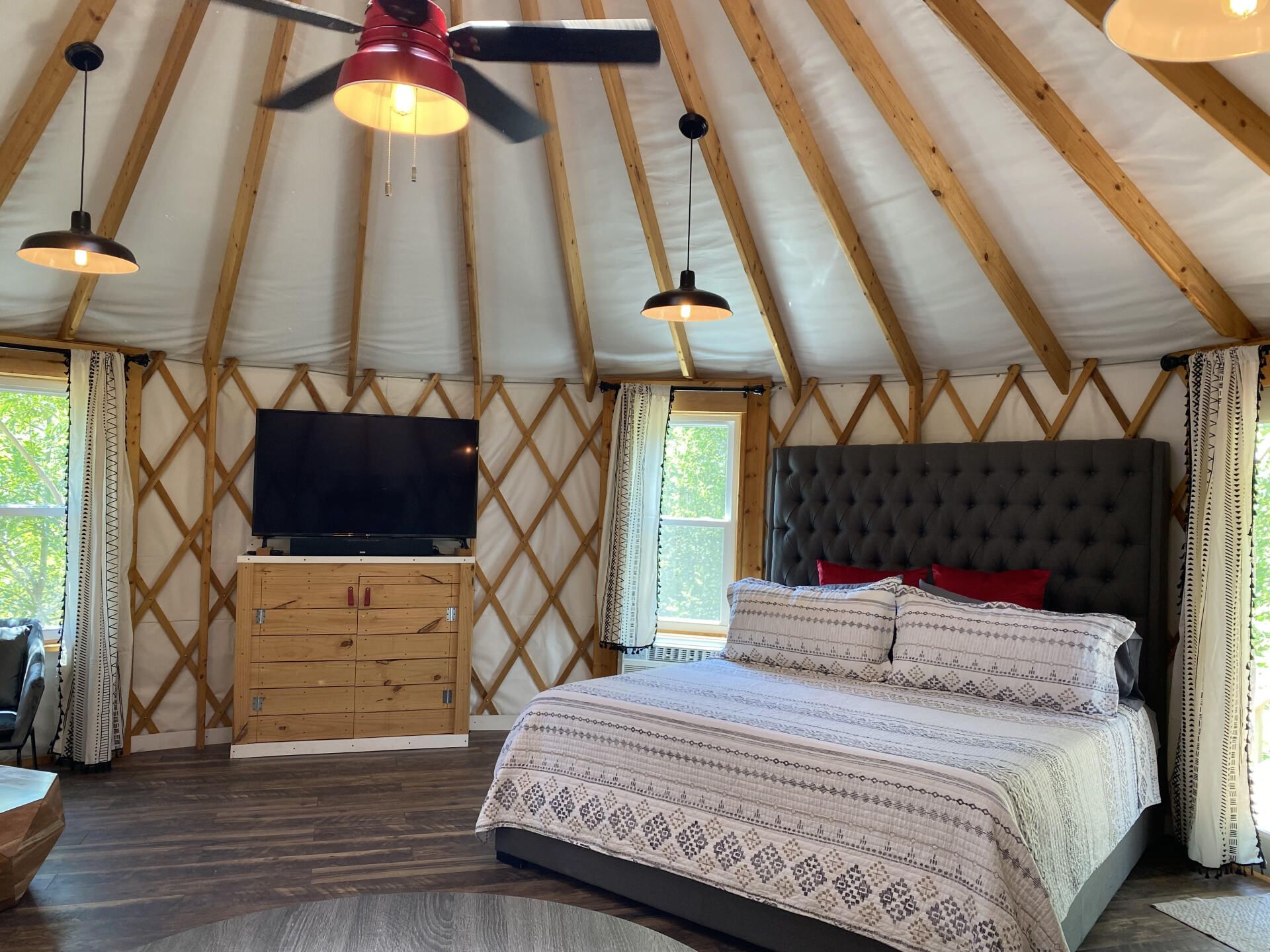 Glamping Yurt at Serenity Ridge