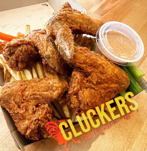 HOME [www.cluckersreno.com]