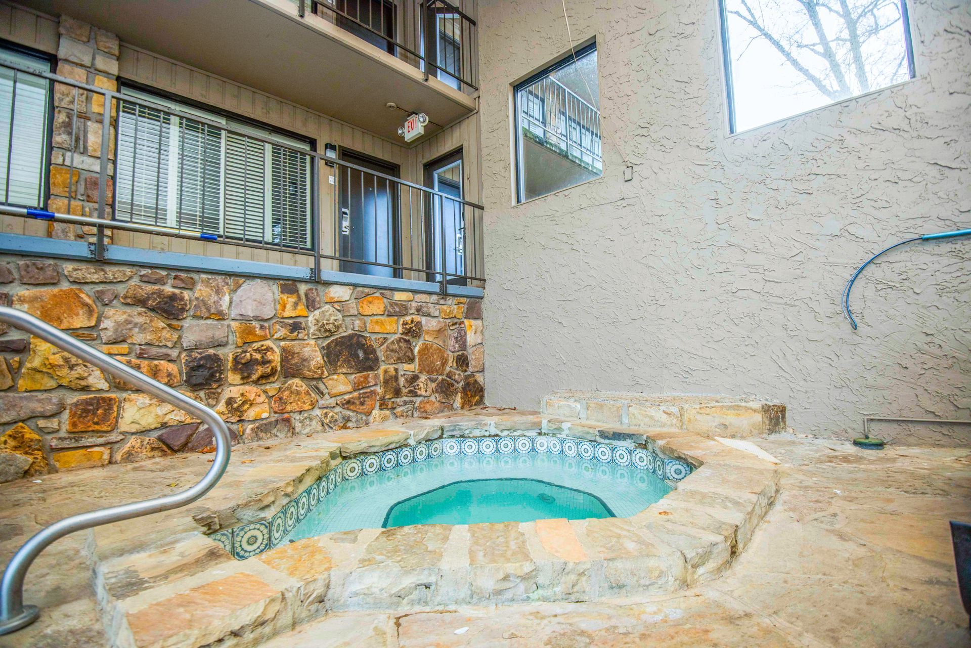 Tremont Lodge & Resort | Book Direct & Save