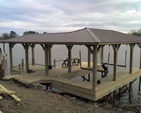 Custom Docks - custom decks Alabama
