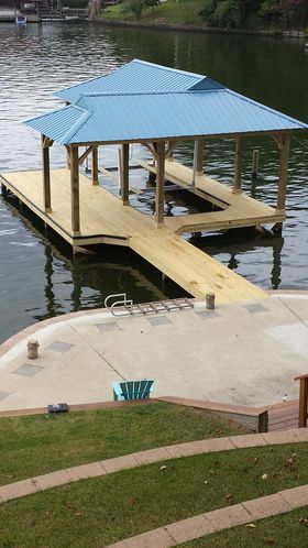 Custom Docks - custom decks Alabama