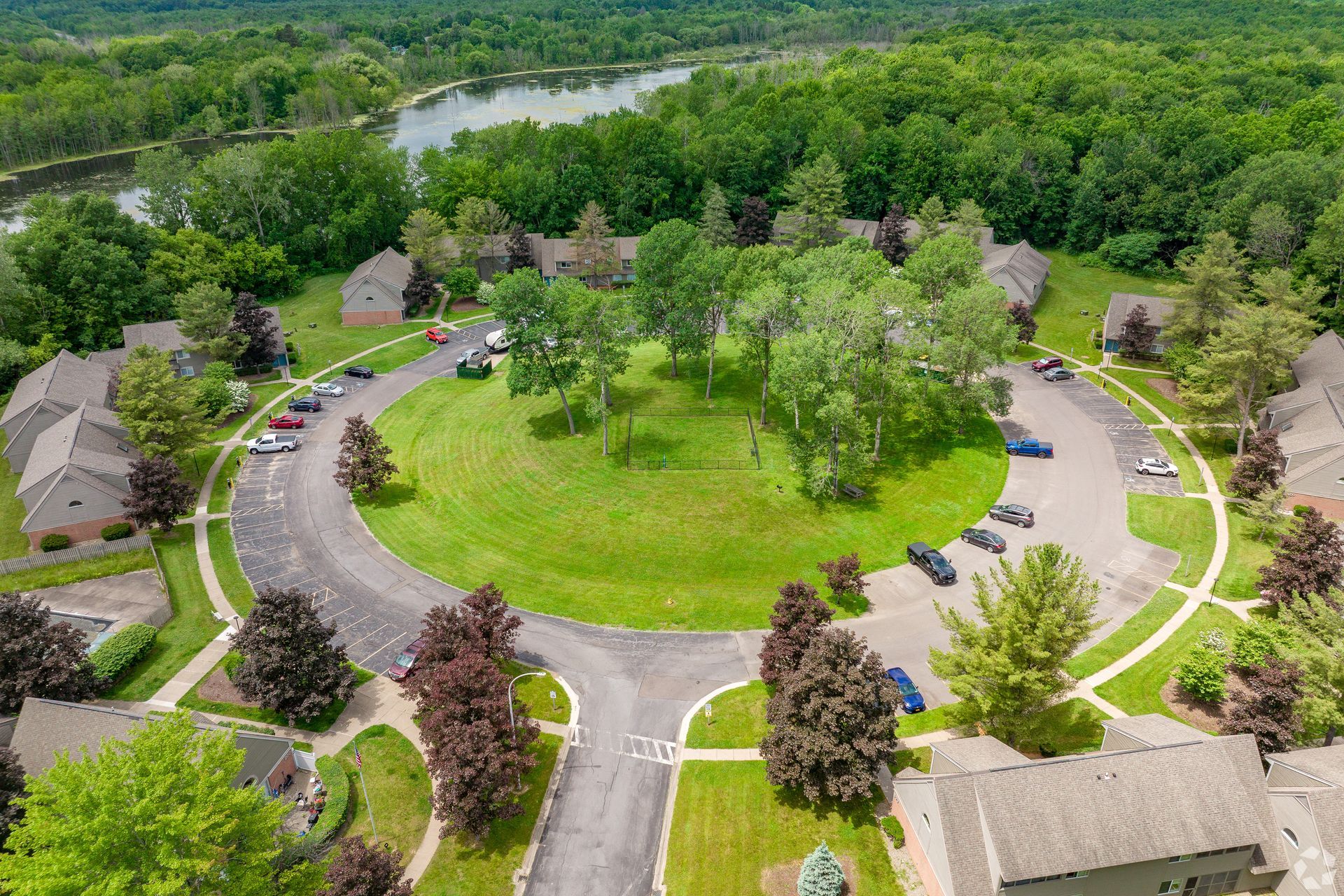Meadowbrook Estates | Suburban Management | NJ