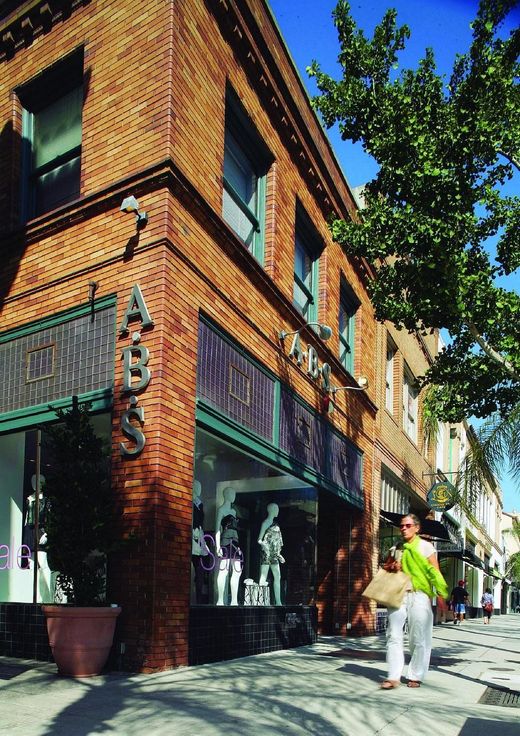 HOME [www.pasadenabusinessreview.com]