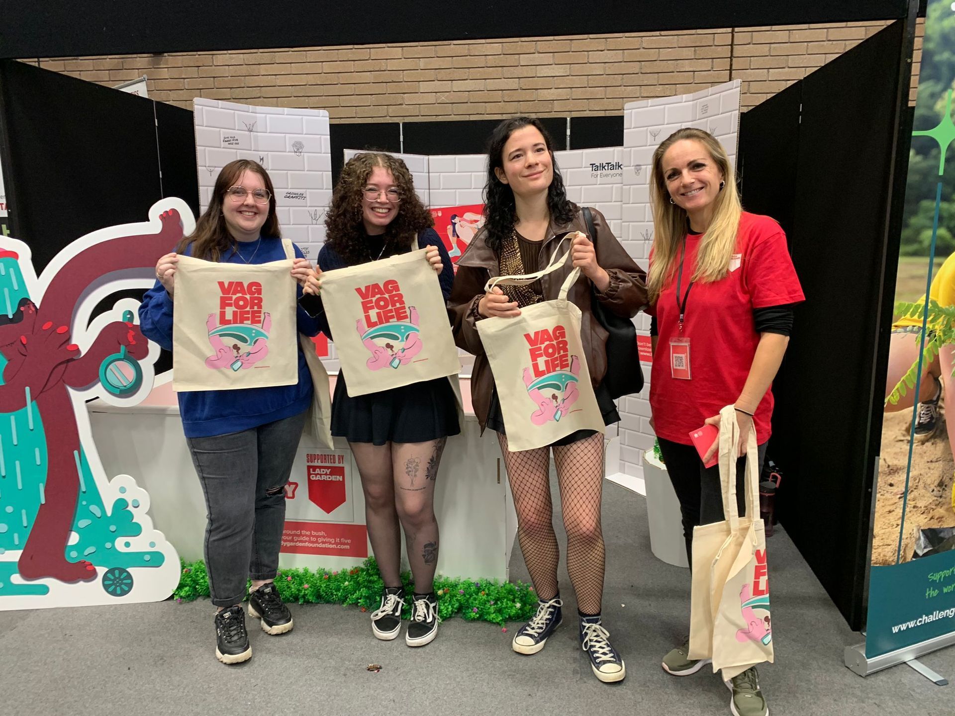 Give your Fanny Five Freshers Tour