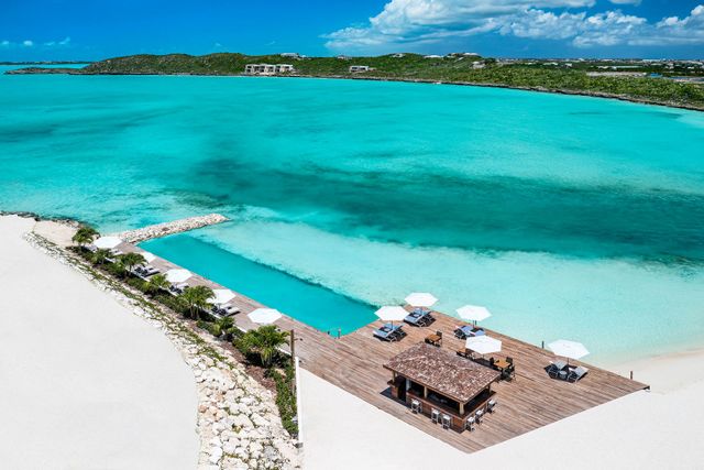 Sunset Cove Beach Resort