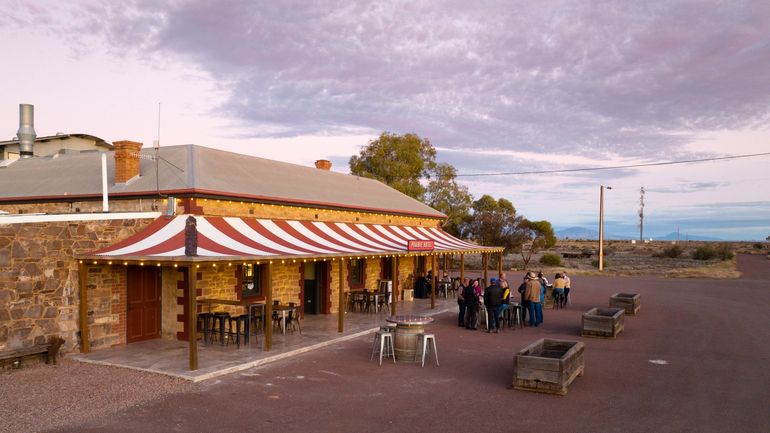 Prairie Hotel | South Australia's Favourite Pub in the Outback
