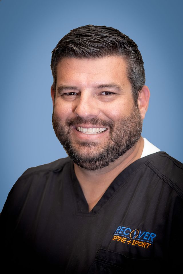 Kelly Knee's Instagram, Twitter & Facebook on IDCrawl