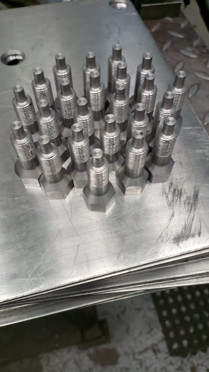 CNC mecanizado de metales - INDUSTRIAS CALRAM