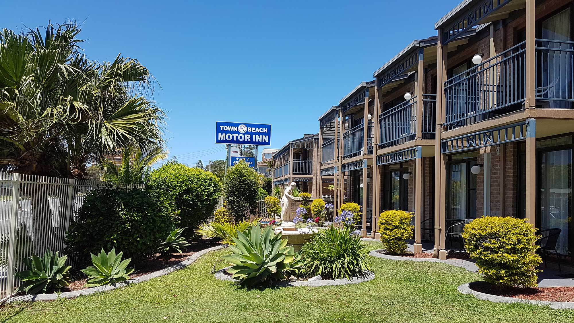 Town Beach Motor Inn