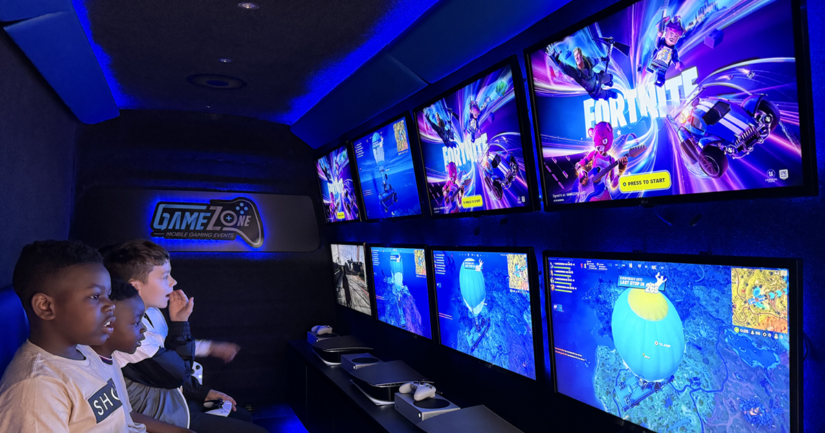 No1 Gaming Party Bus in the North East | Gamezone Events
