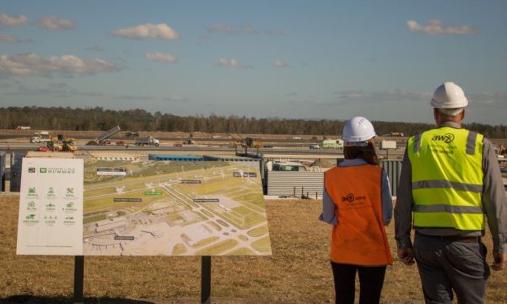 NEW PARALLEL RUNWAY BRISANE: PHASE 2 AIRFIELD WORKS