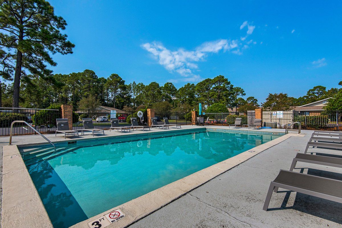Apartments near Pensacola FL | 1, 2, and 3-Bedrooms | Hunter’s Pointe