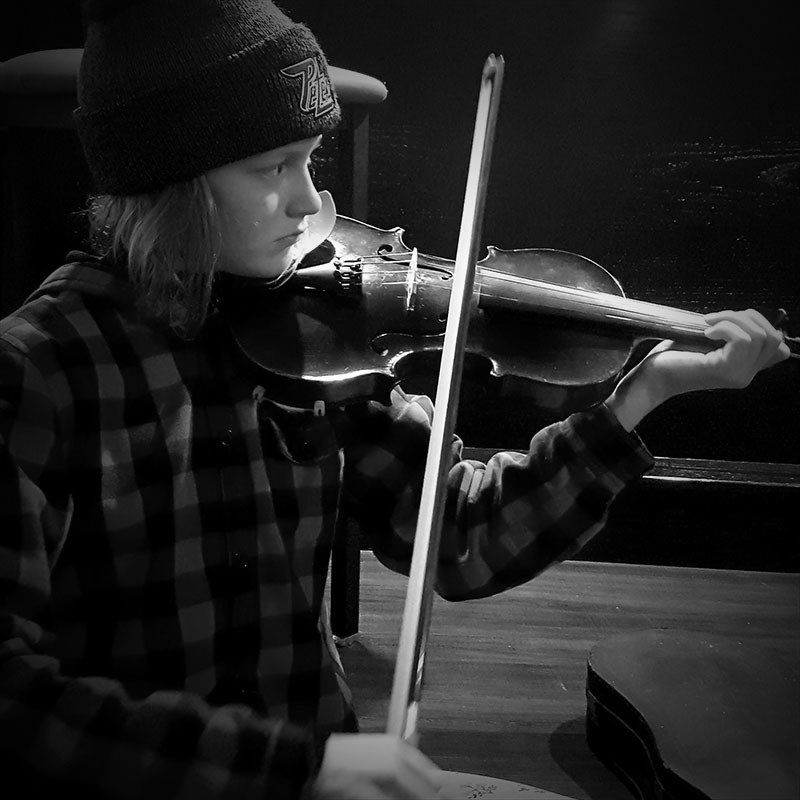 Irish Millie - Fiddle Player - Peterborough Ontario Canada