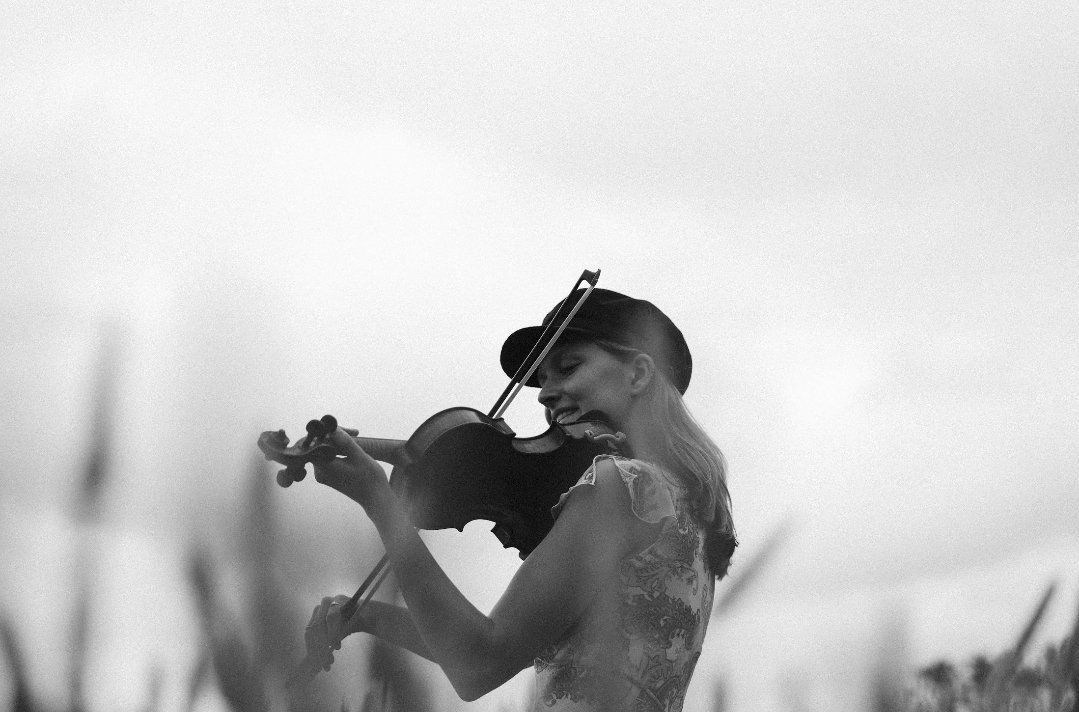 Irish Millie - Fiddle Player - Peterborough Ontario Canada