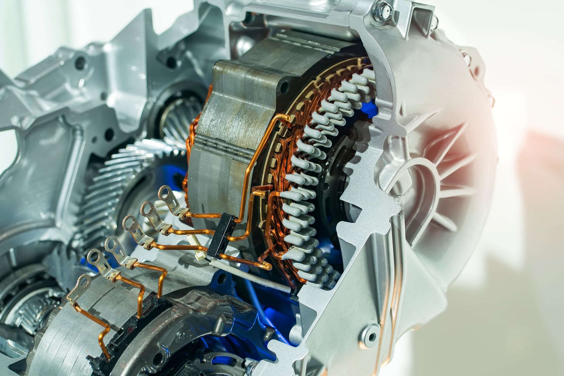 How Does the Engine Work in a Hybrid System Vehicle? - Harvey's Garage