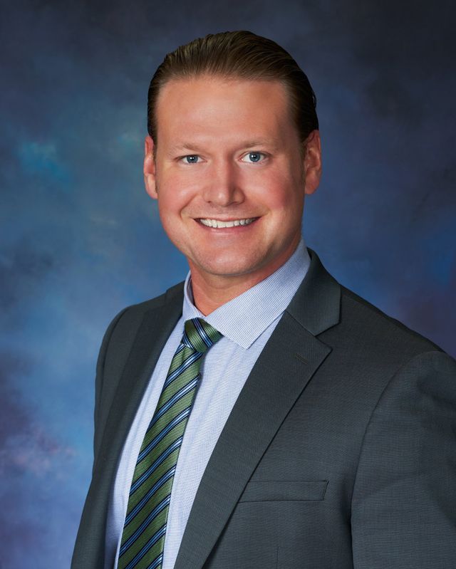 Eric Little's Instagram, Twitter & Facebook on IDCrawl