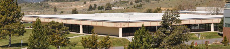 Henris Roofing and Supply