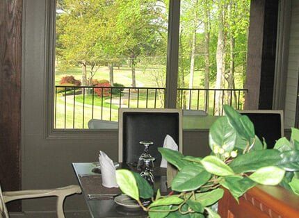 Dine at the 19th Hole | Decatur, AL | Burningtree Country Club