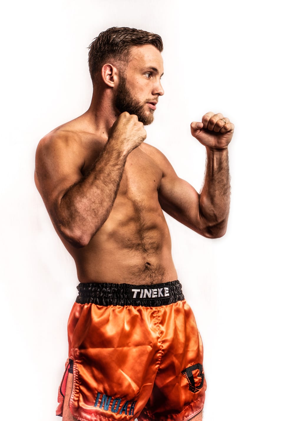 PSV-fans steken zieke kickbokser Robbie Hageman hart onder de riem tijdens duel met PEC Zwolle ...