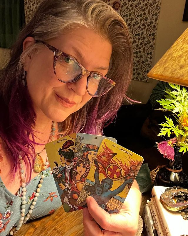 Katherine Burkhardt's Instagram, Twitter & Facebook on IDCrawl