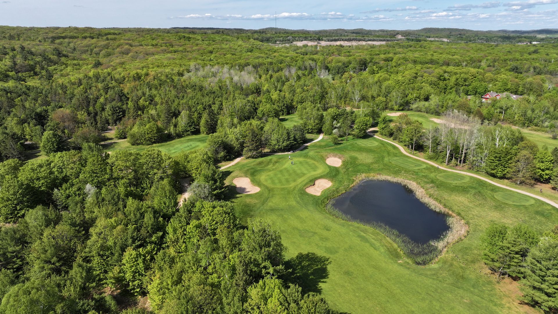 Crimson Ridge | Premier Golf & Dining in Northern ON