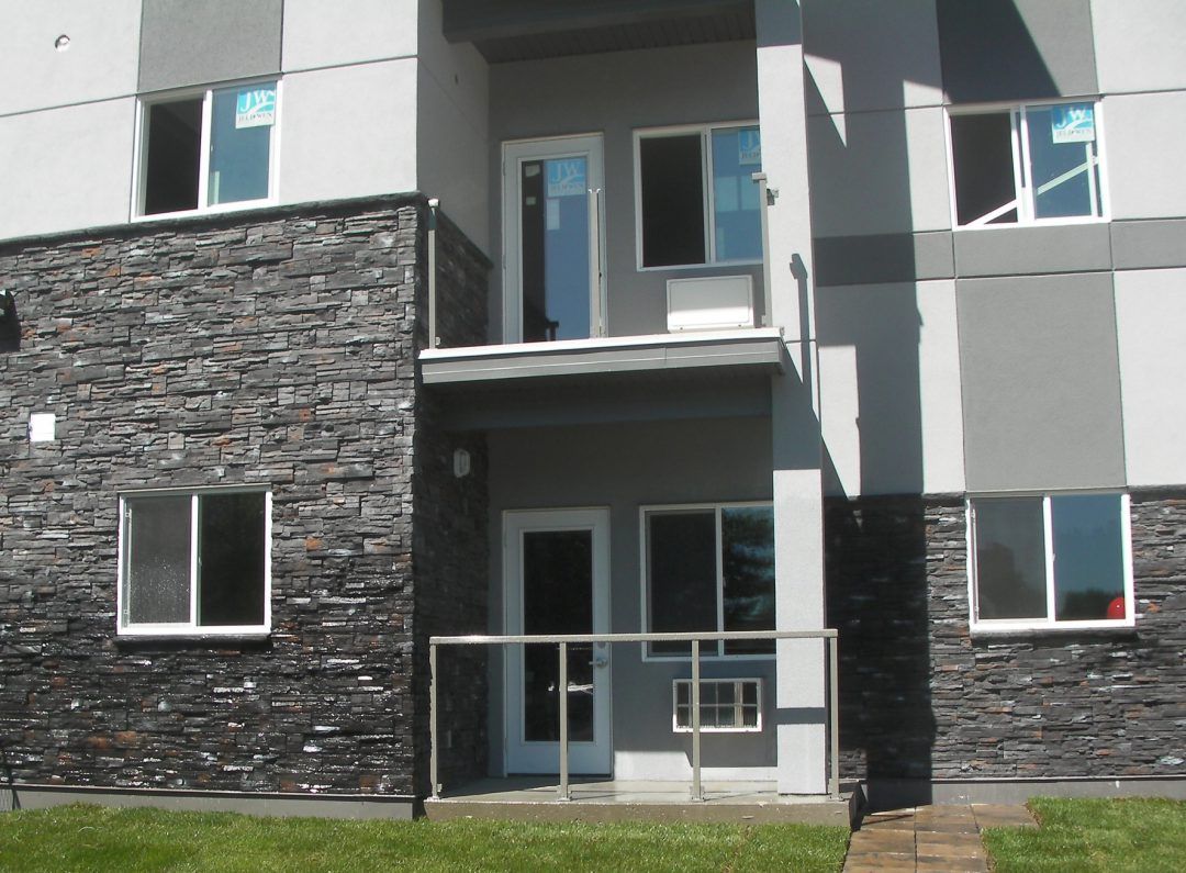 Quickstak Stone | Howard Lake, MN | TriLite Stone Inc.