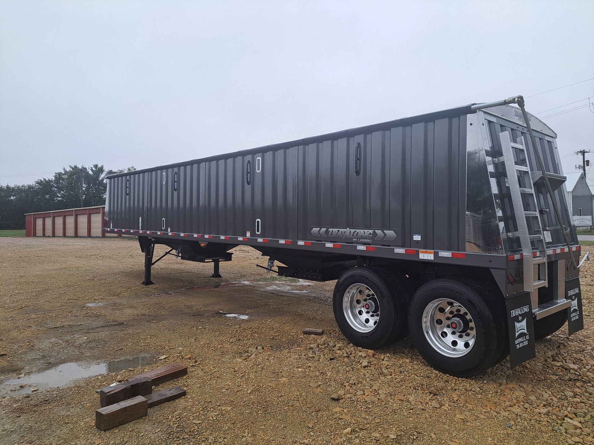 New Trailers In Stock - Kansas | Livestock, Flatbed, Horse, Enclosed ...