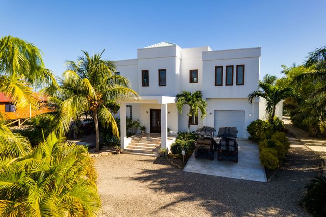 Belize Beach House Belize Beach House Hi Res Stock Photography And