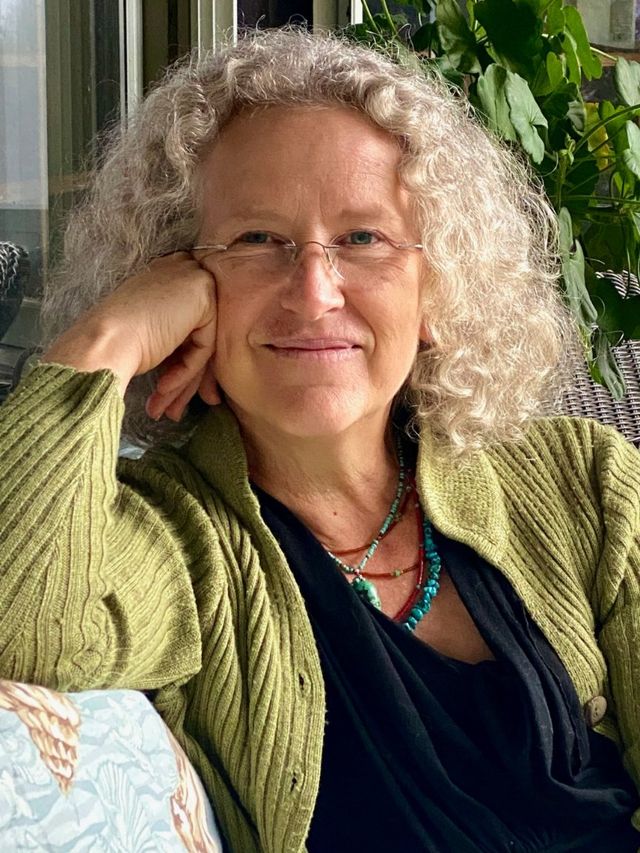 Kerri Welch's Instagram, Twitter & Facebook on IDCrawl