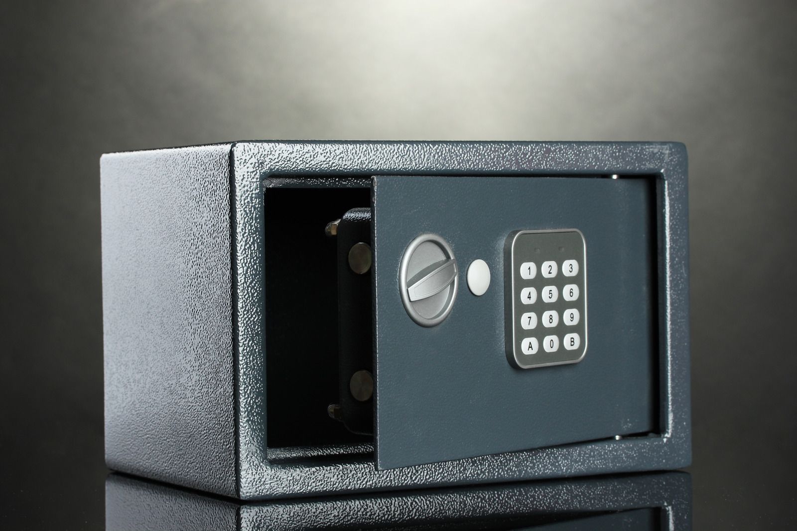 Bob's Lock & Safe | Locksmith in Solano & Yolo County, California