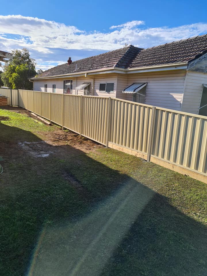 Colorbond Fencing in Taree | D & B Fencing