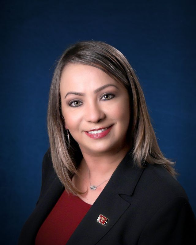 Lisa Pena's Instagram, Twitter & Facebook on IDCrawl